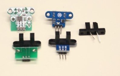 Robotic car with speed sensor